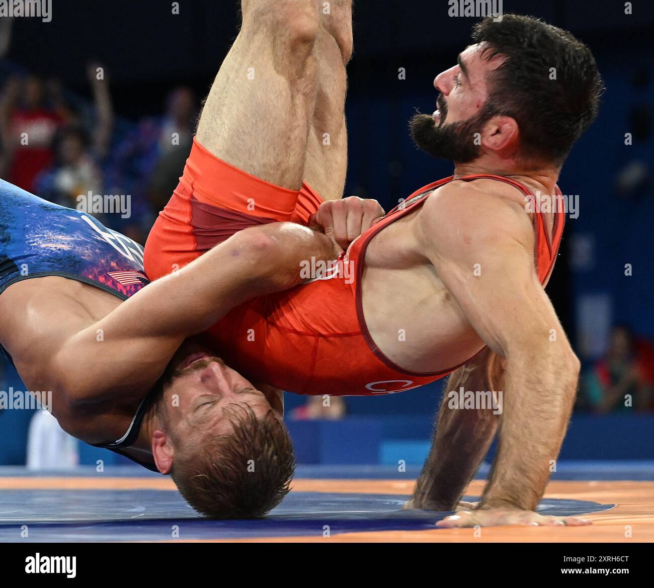 Paris, France. 10th Aug, 2024. Kyle Douglas Dake (in blue) of the ...