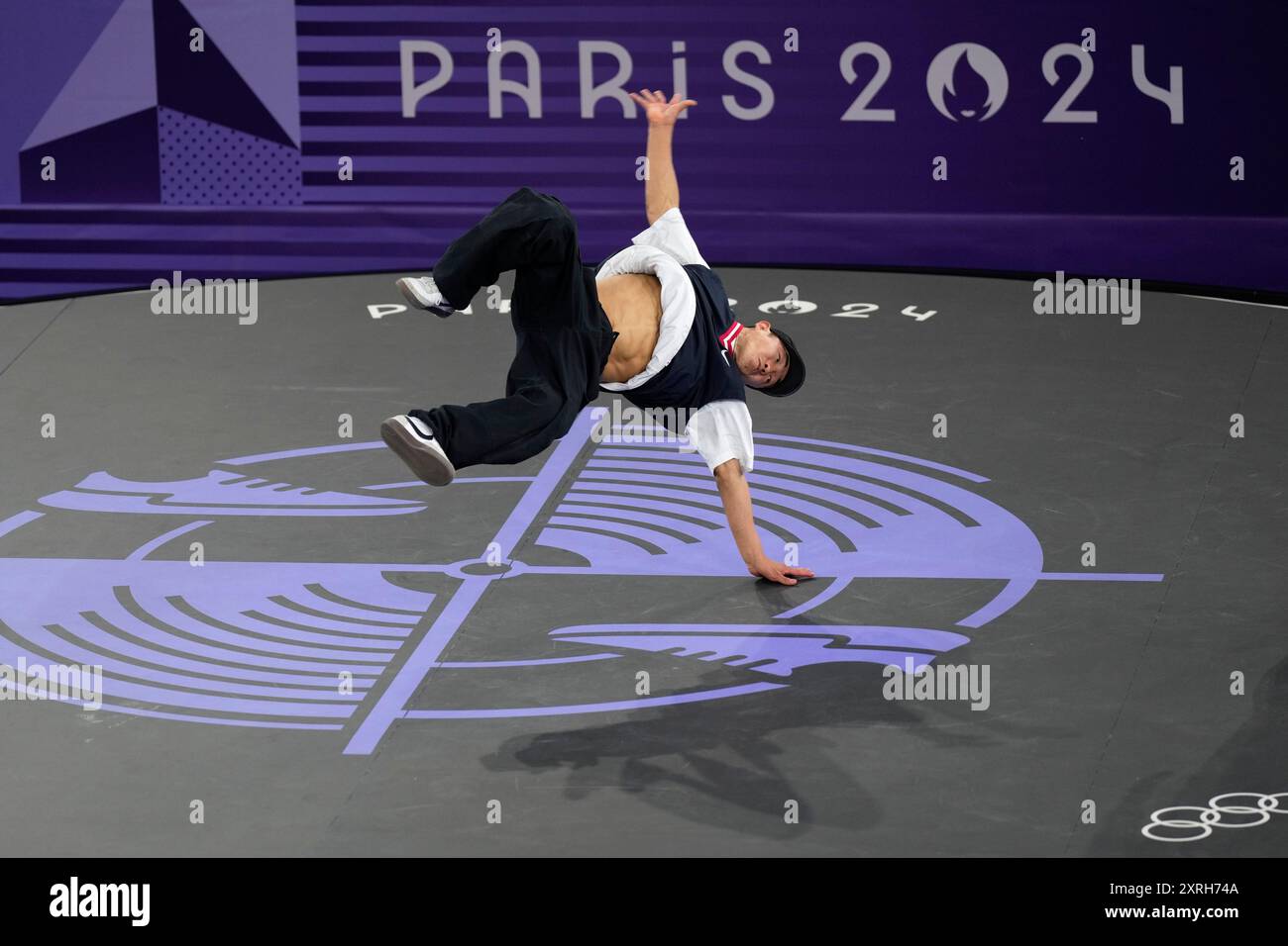 Japan's Shigeyuki Nakarai, known as B-Boy Shigekix competes during the ...