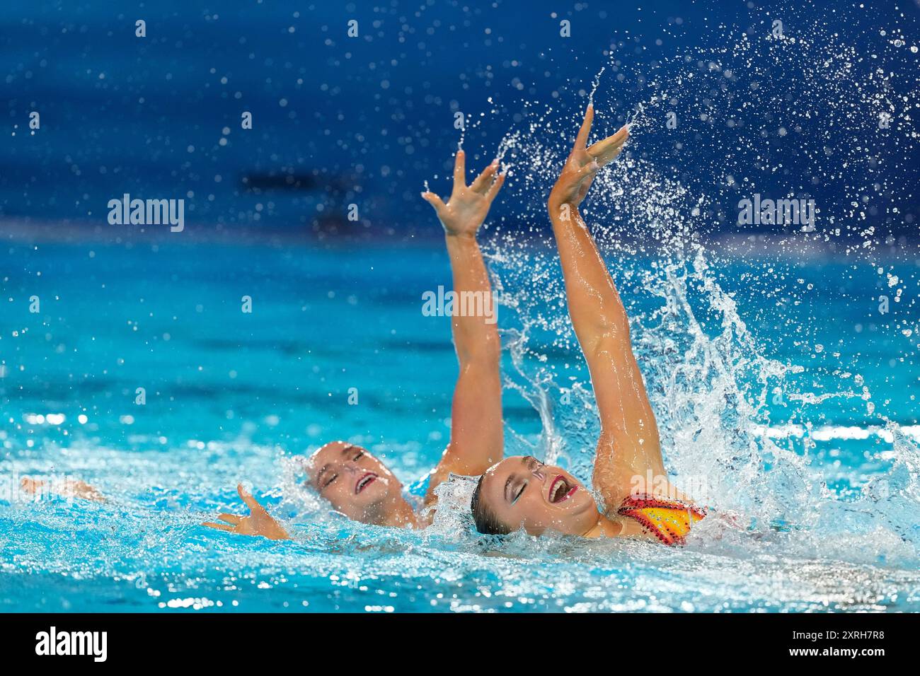 Britain's Kate Shortman and Isabelle Thorpe compete in the duet free ...