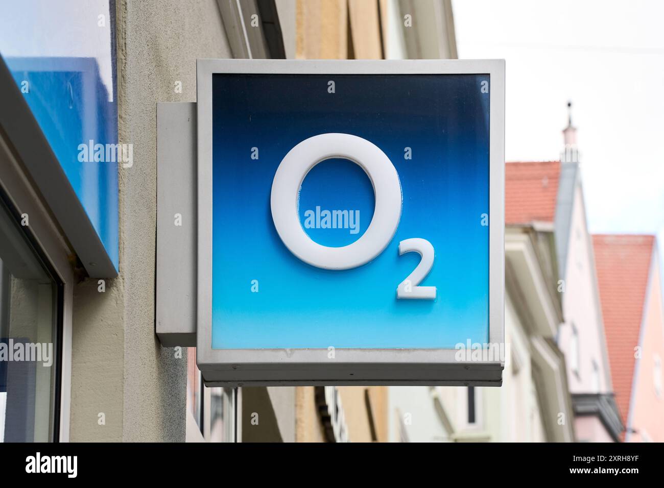 Mobilfunkladen hi-res stock photography and images - Alamy