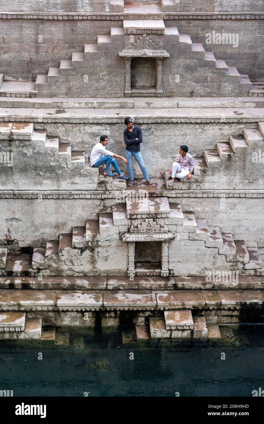 Stepwell Toorji Ka Jhalra in Jodhpur, India Stock Photo - Alamy