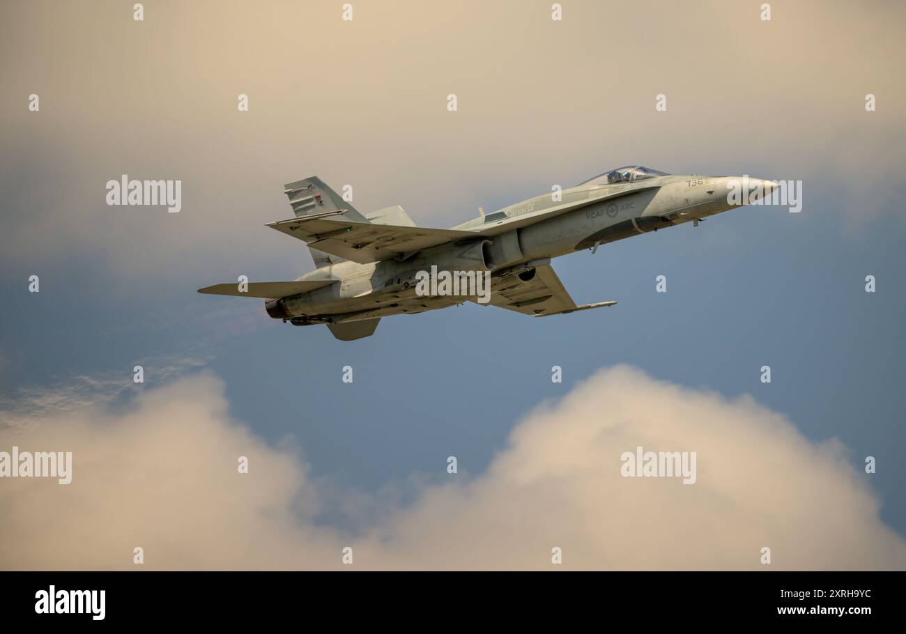 Royal Canadian Air Force CF-188A Hornet, flying display at the Royal ...