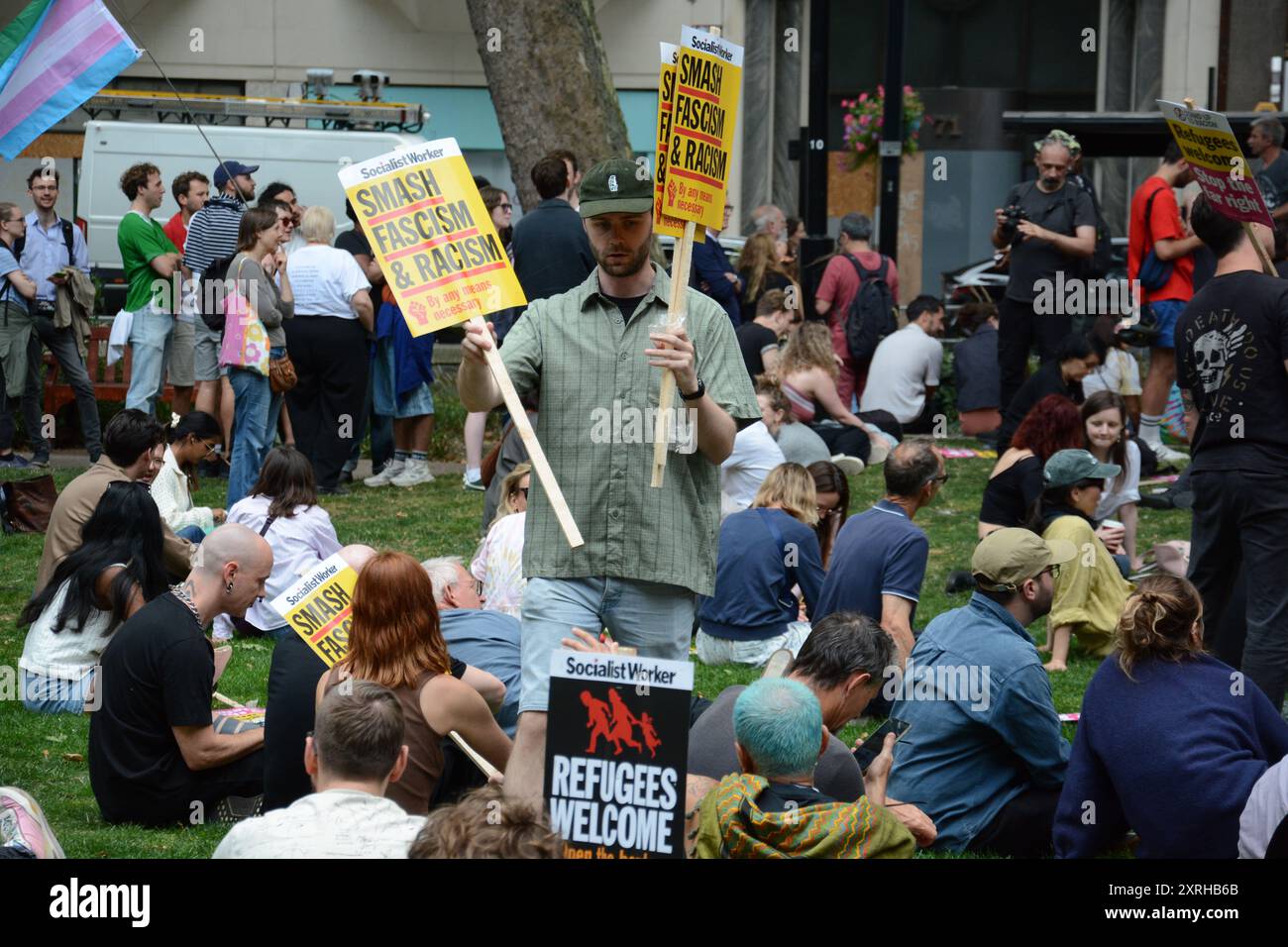 Stand up to Racism demonstration opposite the Reform Party HQ in ...