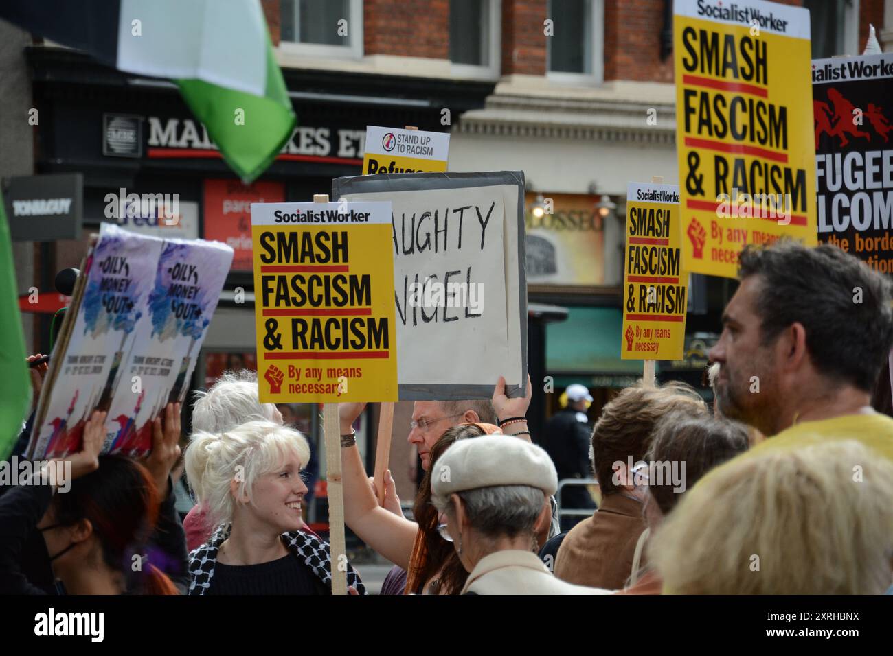 Stand up to Racism demonstration opposite the Reform Party HQ in ...