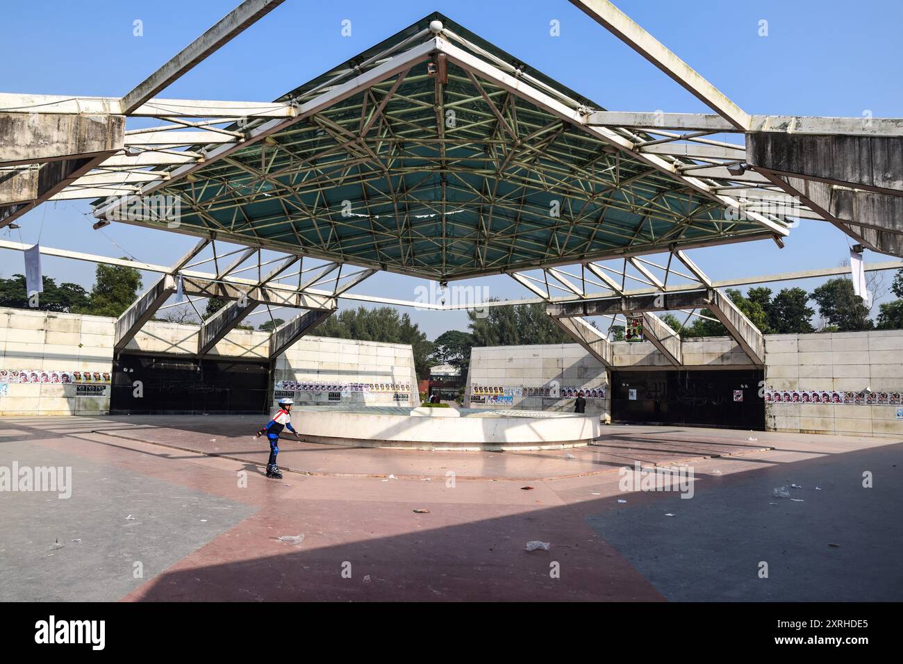 Crescent Lake or Chandrima Uddan is a popular park in dhaka.The ...