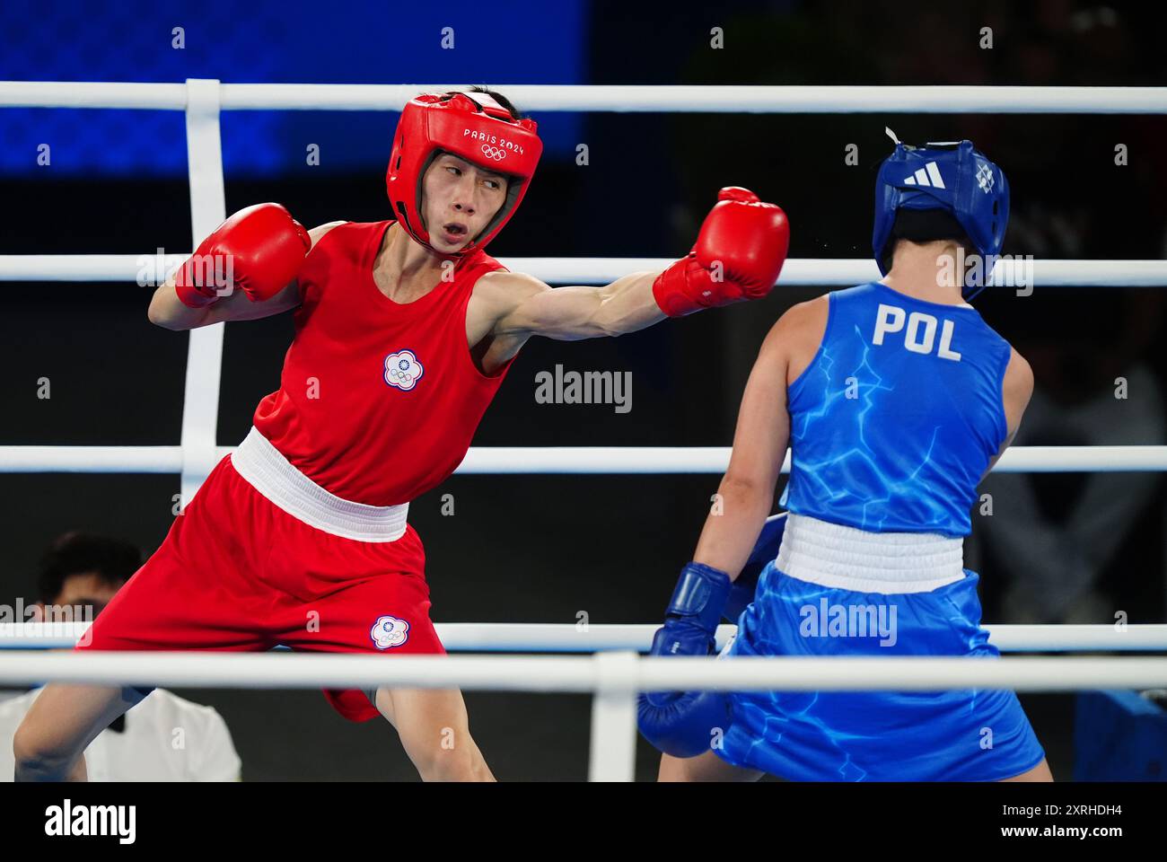 Lin Yu Ting of Chinese Taipei (left) and Poland's Julia Szeremeta ...