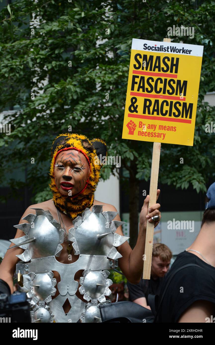 Stand up to Racism demonstration opposite the Reform Party HQ in ...