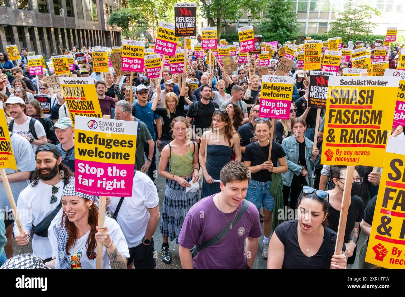 Far right uk 2024 august hi-res stock photography and images - Alamy
