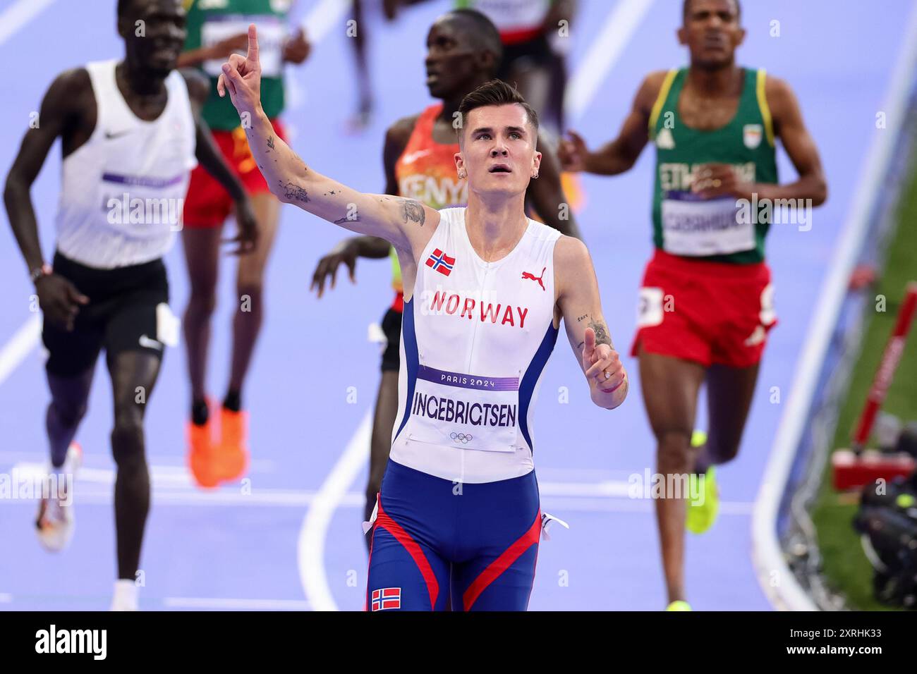 Paris, France, 10 August, 2024. Jakob Ingebrigtsen of Norway wins the ...