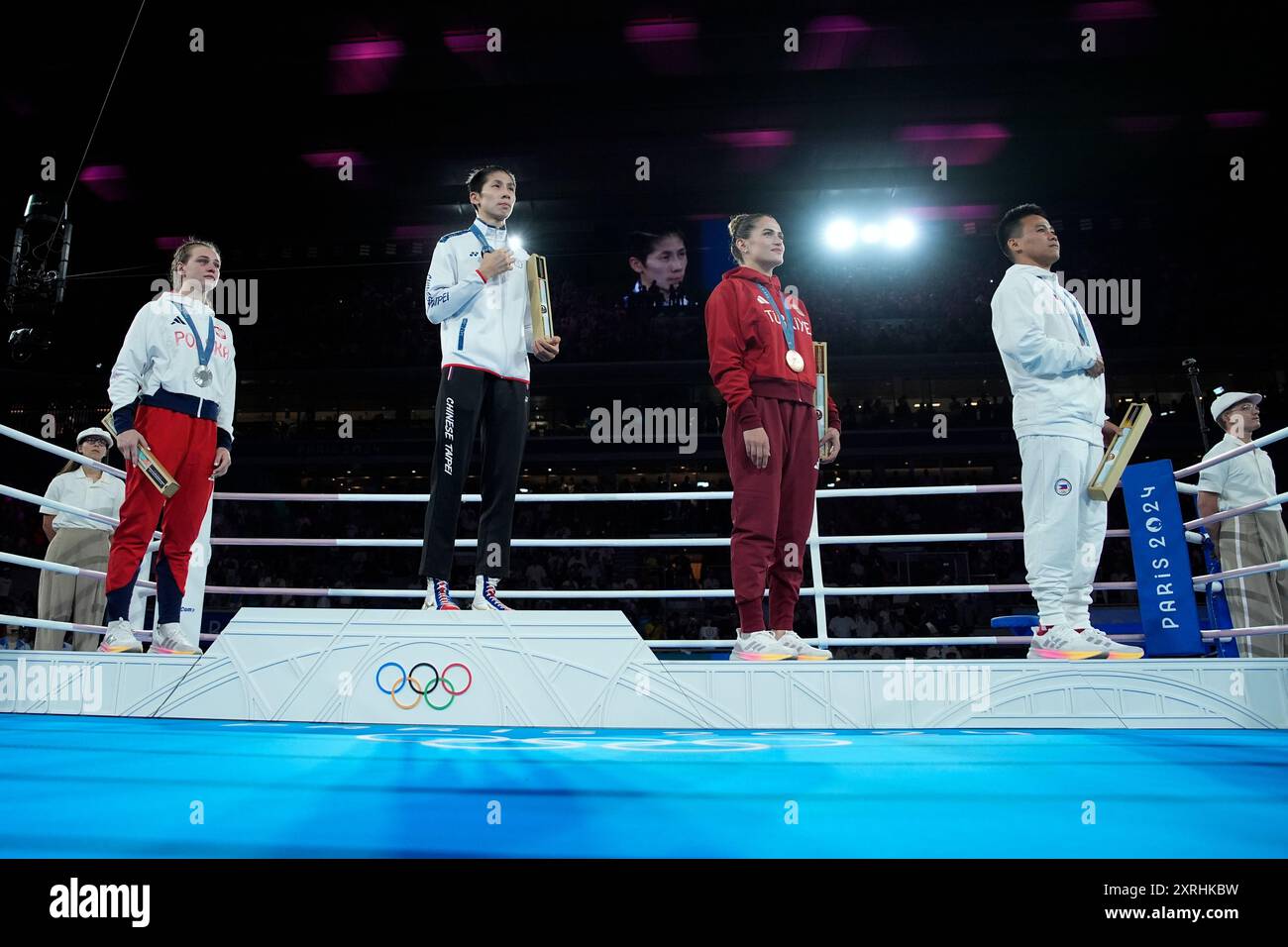 Silver medalist, from left, Poland's Julia Szeremeta, gold medalist ...
