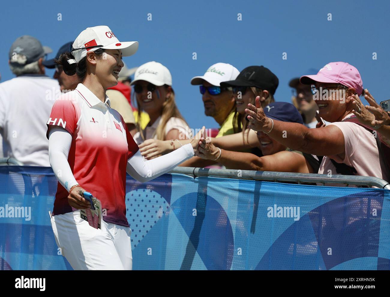 Paris, France. 10th Aug, 2024. Lin Xiyu of China interacts with ...