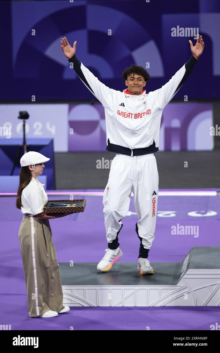 PARIS, FRANCE. 10th Aug, 2024. Silver medalist Caden Cunningham of Team ...