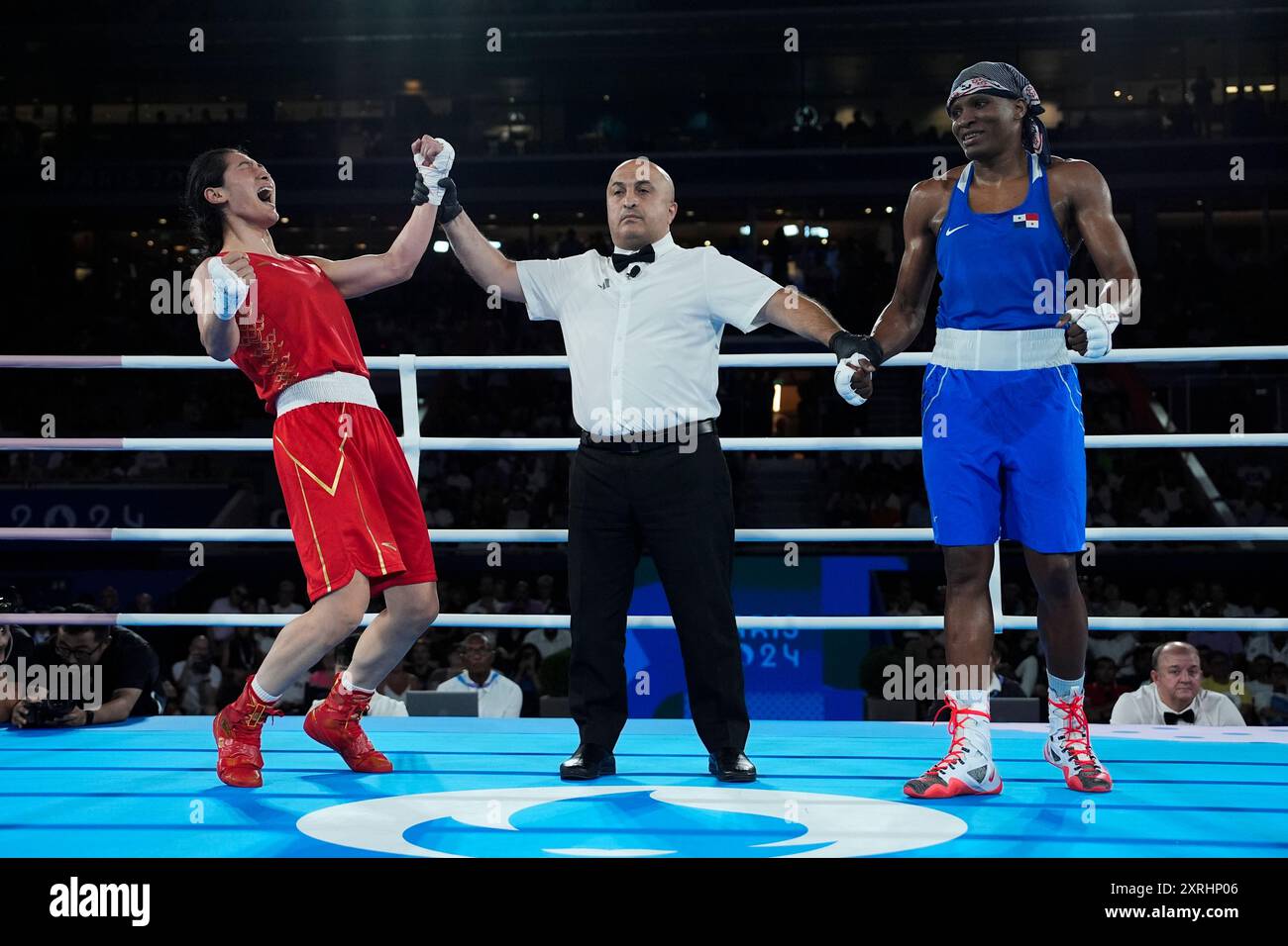China's Li Qian celebrates after defeating Panama's Atheyna Bylon in ...