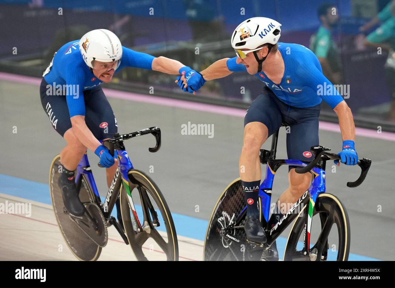 Paris, France. 10th Aug, 2024. Simone Consonni/Elia Viviani of Italy ...