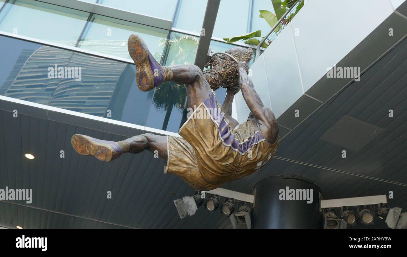 Los Angeles, California, USA 9th August 2024 Shaquille OÕNeal Statue at ...