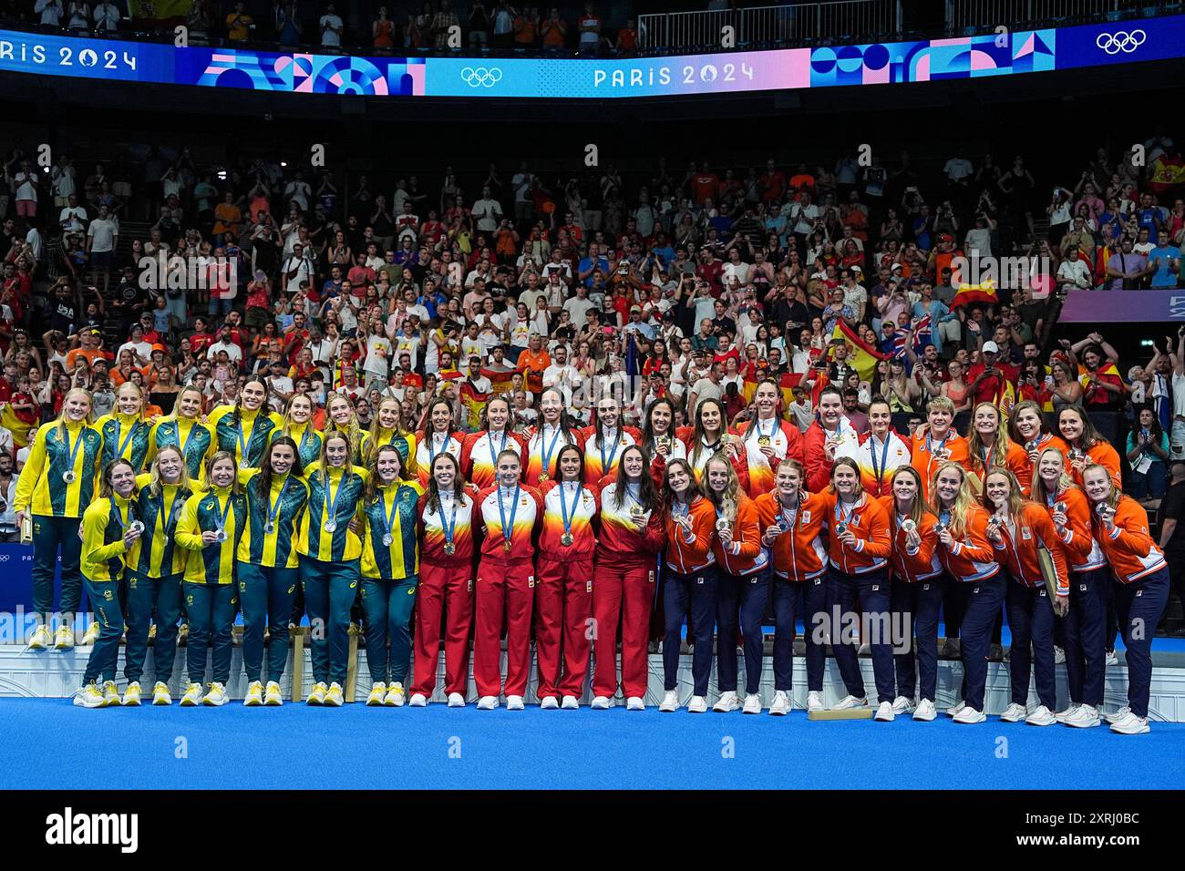 Paris, France. 10th Aug, 2024. Medalists pose during the victory ...