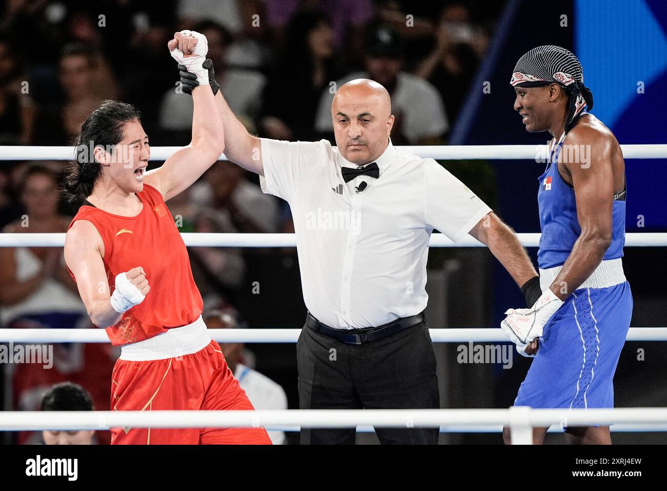 Qian Li of China celebrate the gold medal during Women's 75kg - Final ...
