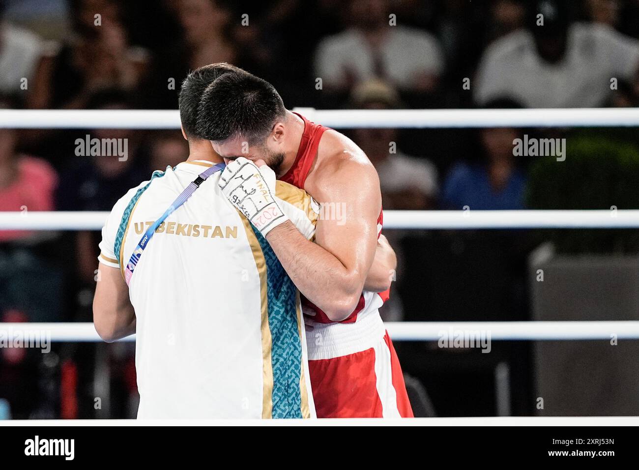 Bakhodir Jalolov of Uzbekistan celebrate the gold medal during Men's ...