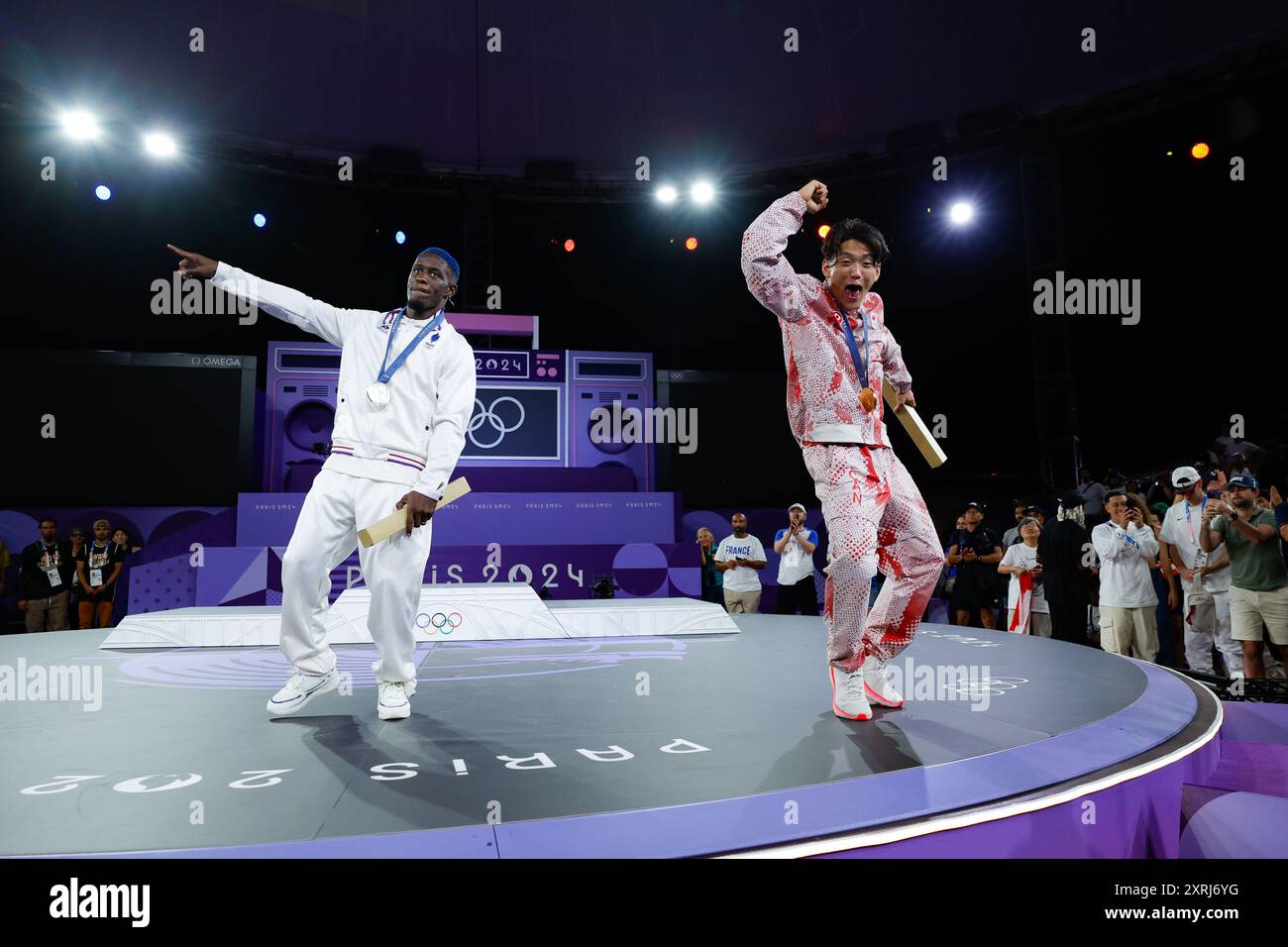 Paris, France. 10th Aug, 2024. Gold medalist (R) Philip Kim of Canada ...