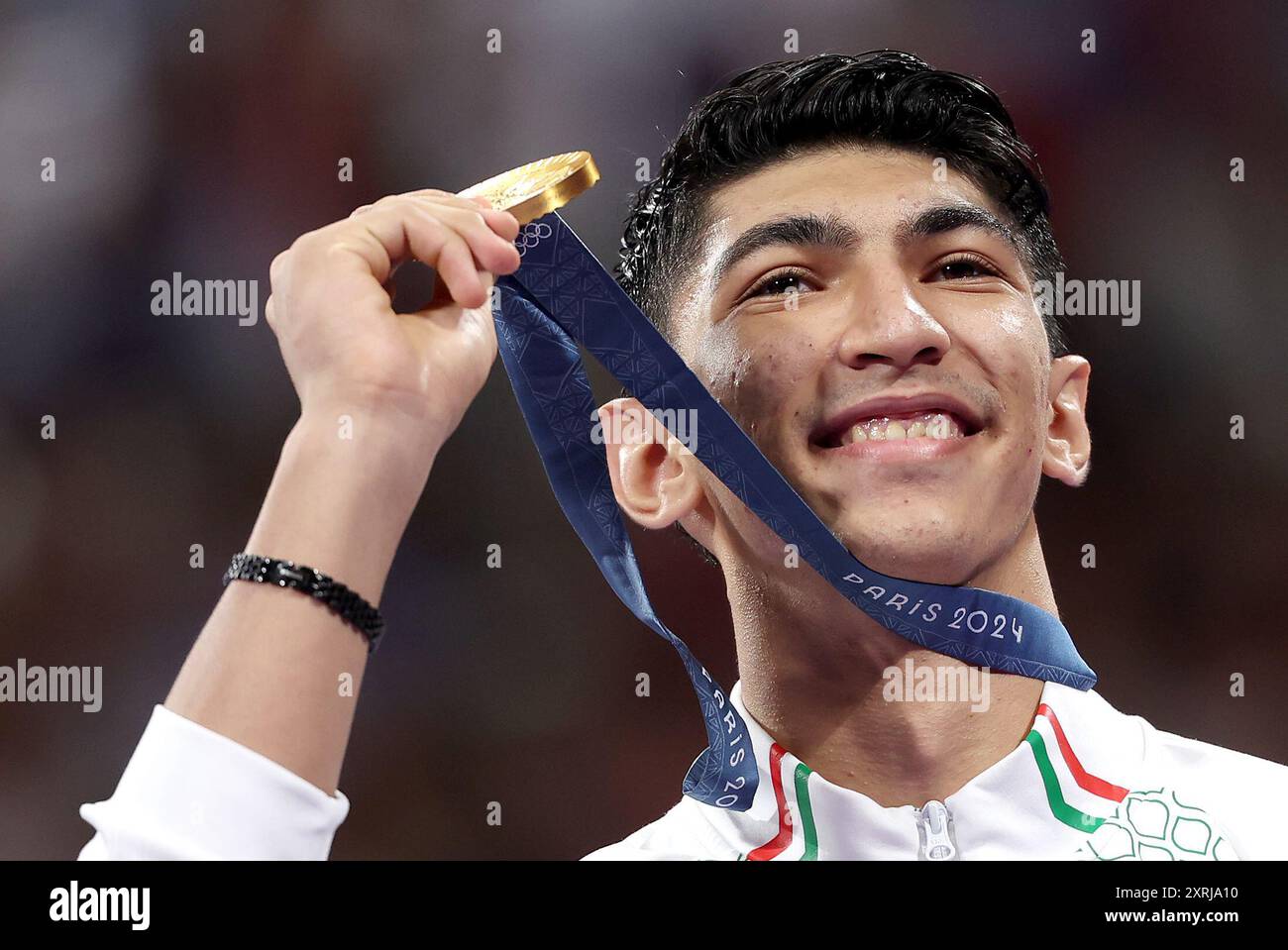 Paris, France. 10th Aug, 2024. Gold medalist Arian Salimi of Iran ...