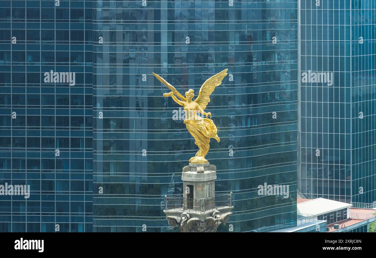Mexico City tourist attraction Angel of Independence column near ...