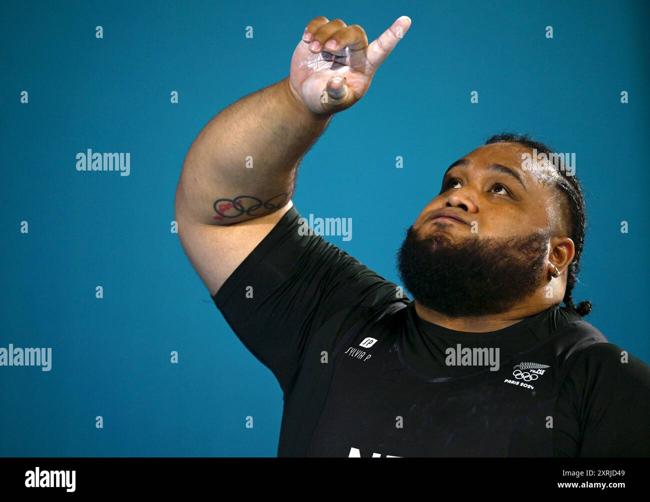 Paris, France. 10th Aug, 2024. David Liti of New Zeland reacts during ...