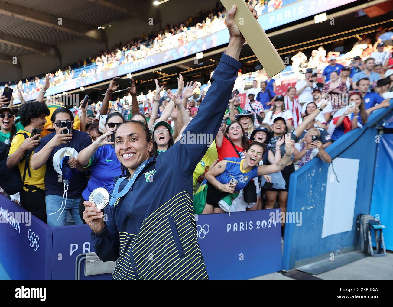 Paris, France. 10th Aug, 2024. Marta of team Brazil celebrates after ...