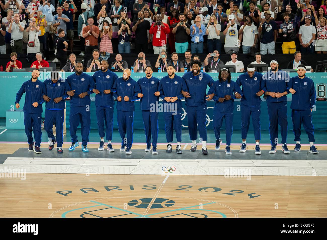 Paris, France. 10th Aug, 2024. Gold medallists USA's players poses on ...