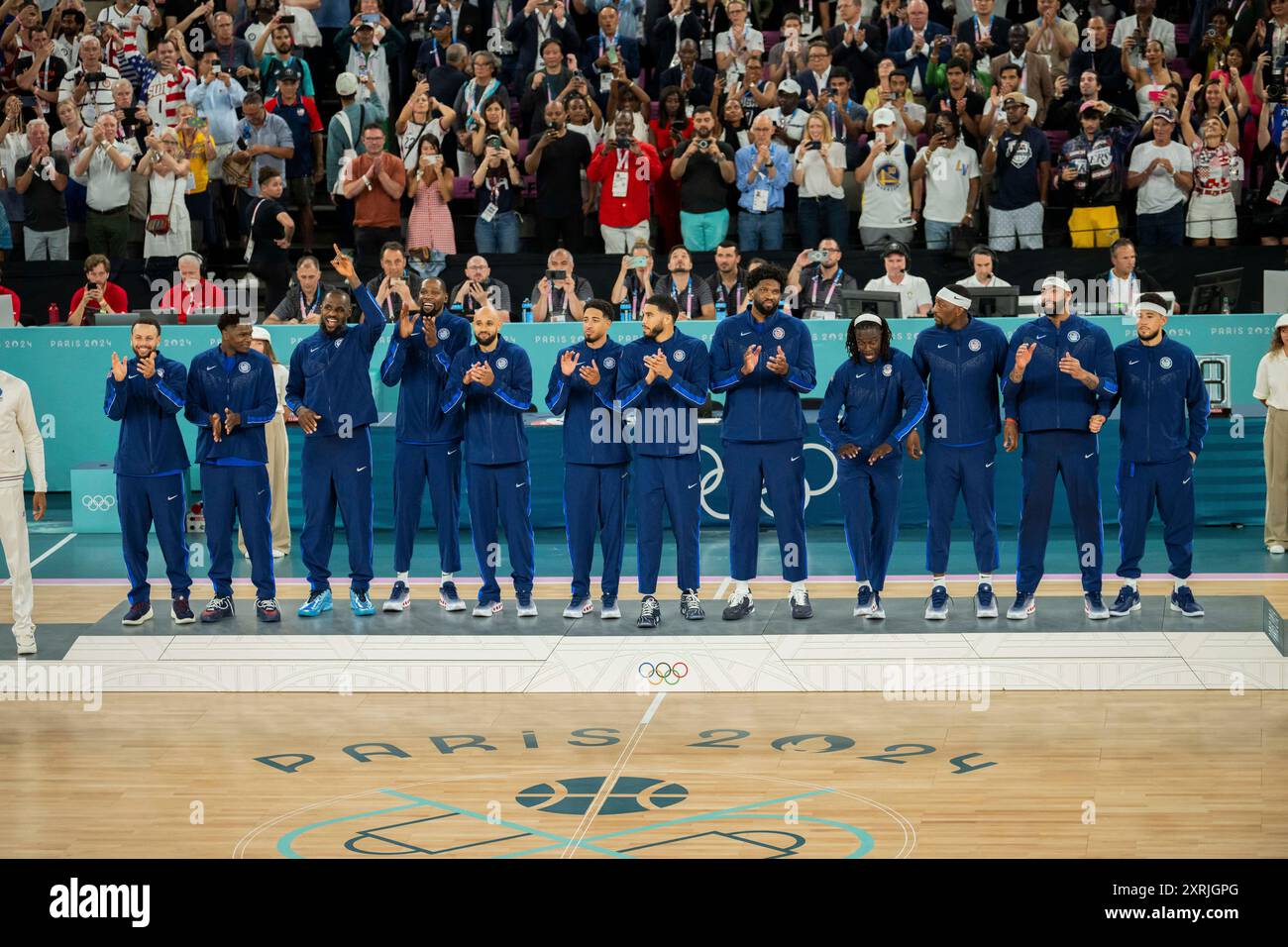 Paris, France. 10th Aug, 2024. Gold medallists USA's players poses on ...