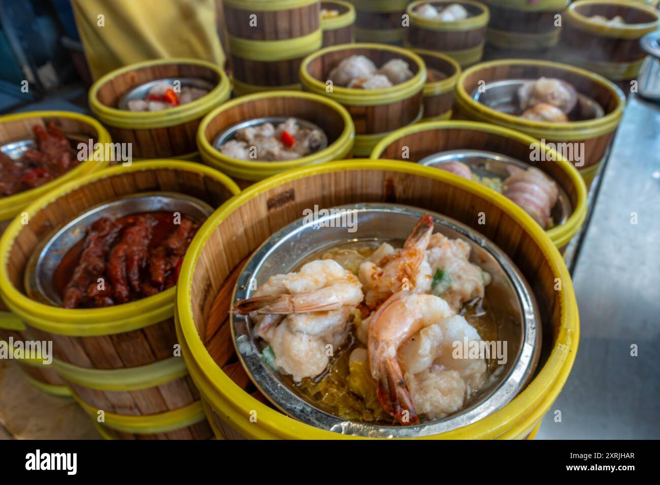 Dim sum baskets hi-res stock photography and images - Alamy