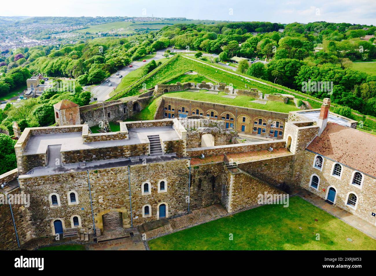 Walls dover castle hi-res stock photography and images - Alamy