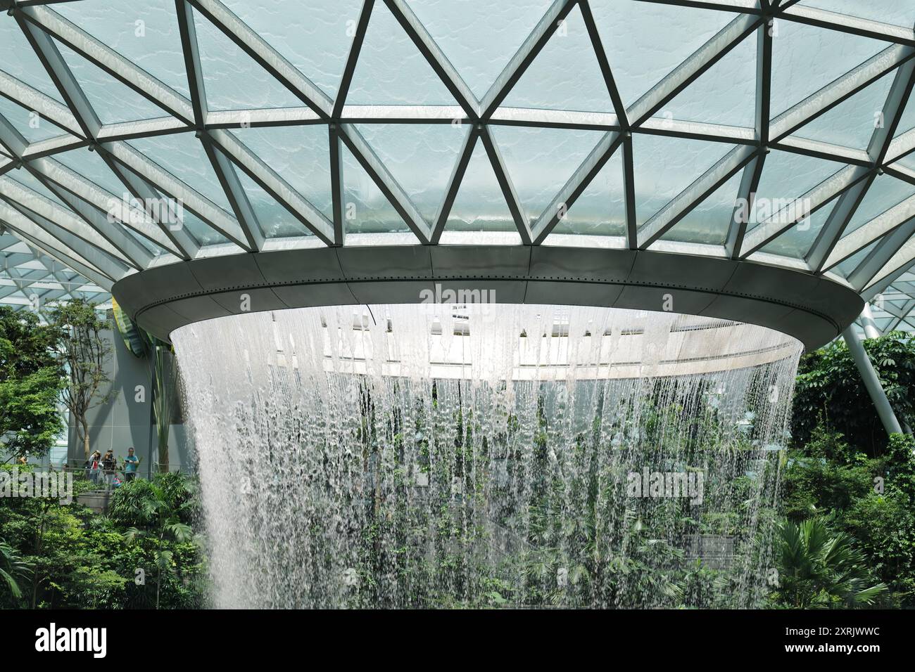 Singapore Changi International Airport’s icon Jewel waterfall and ...