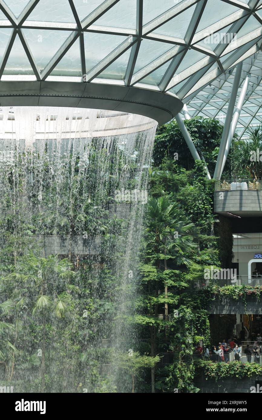Singapore Changi International Airport’s icon Jewel waterfall and ...