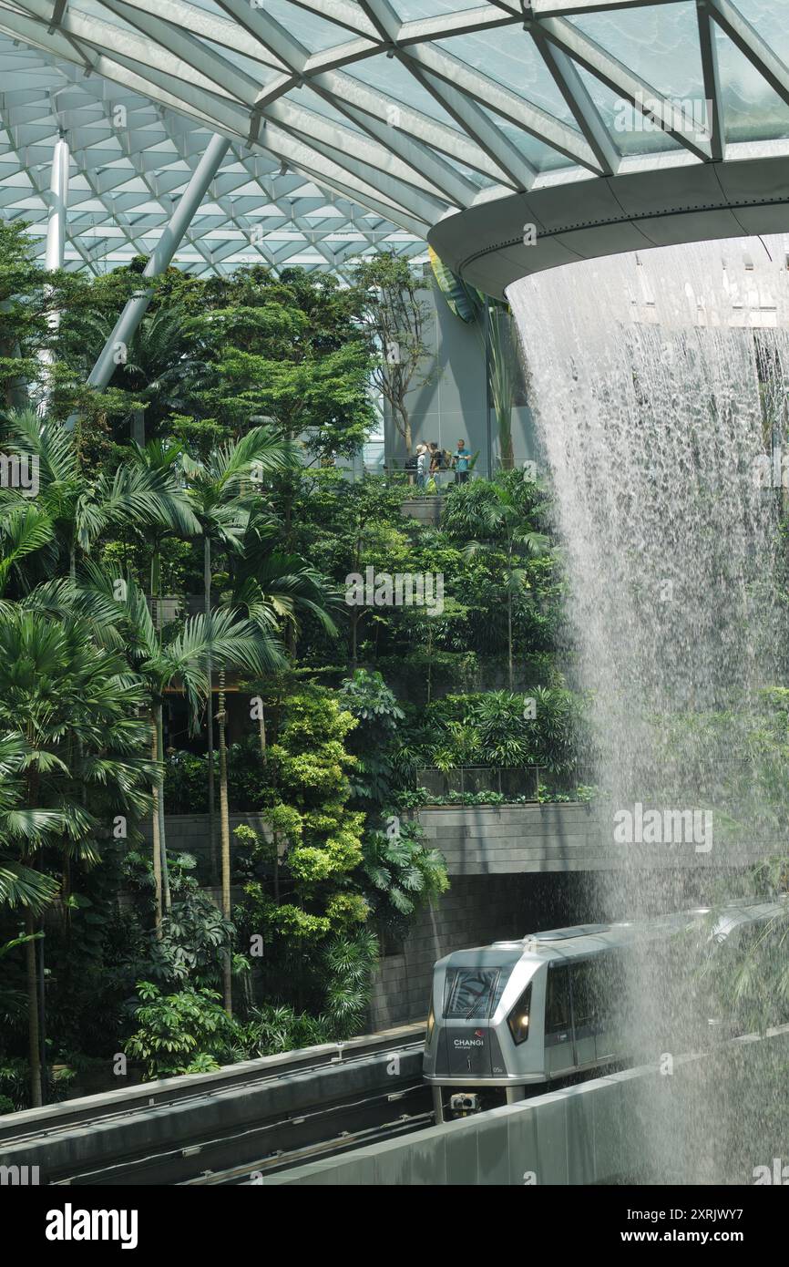 Singapore Changi International Airport’s icon Jewel waterfall and ...