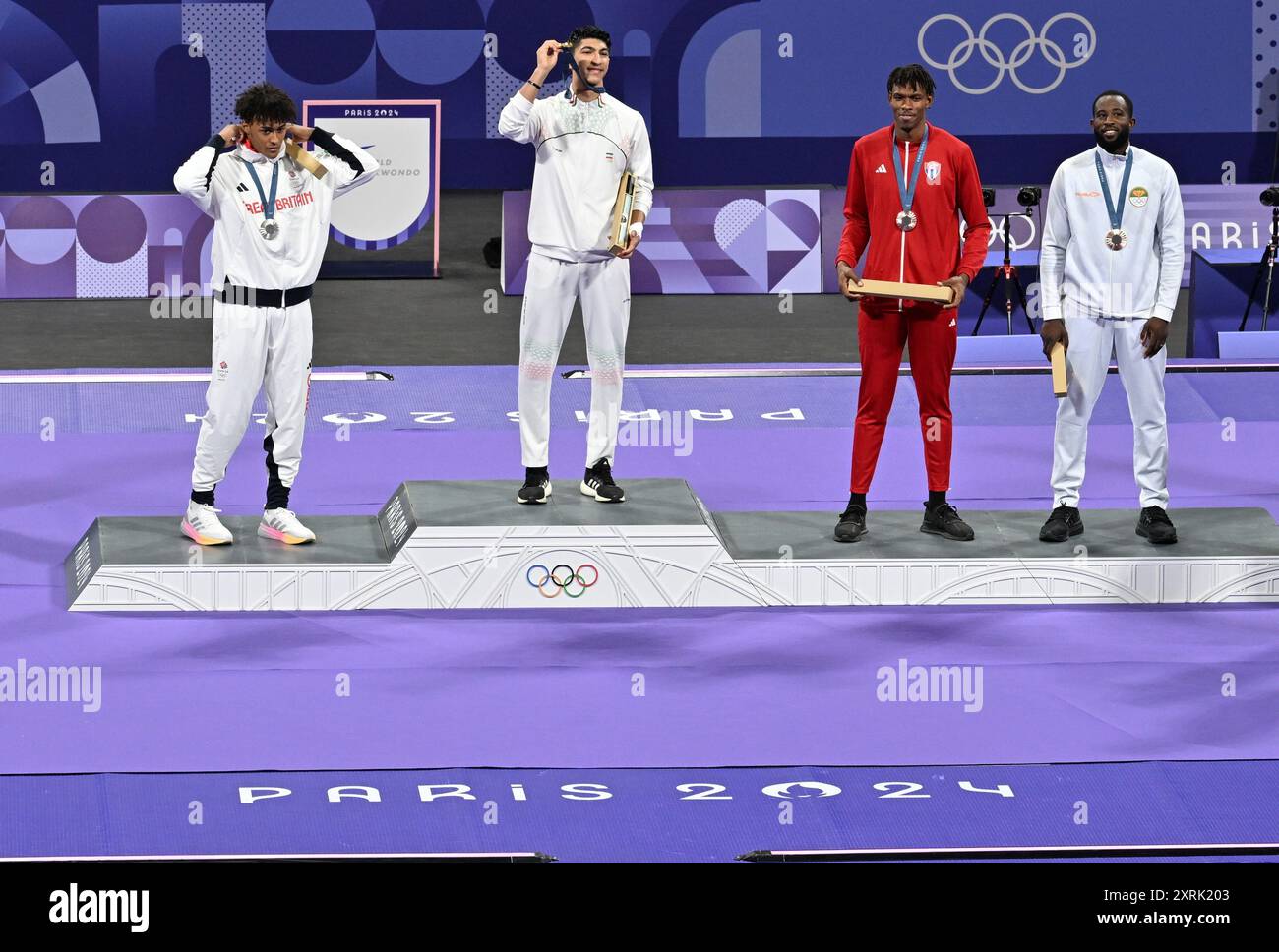 Caden Cunningham (GBR) Silver medal, Arian Salimi (IRI) Gold medal ...