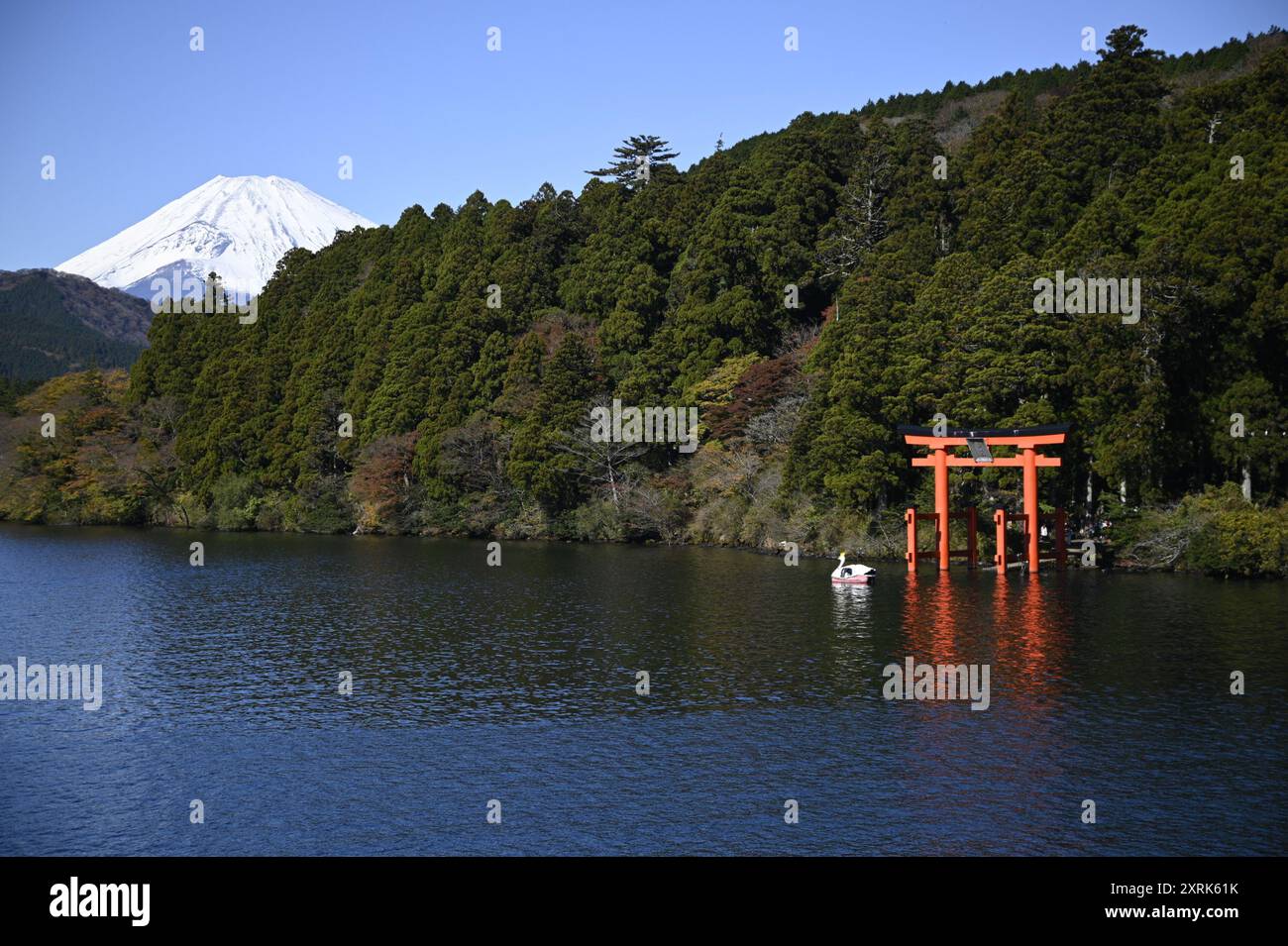 Landscape with scenic view of Hakone-jinja shrine red torii gate the ...