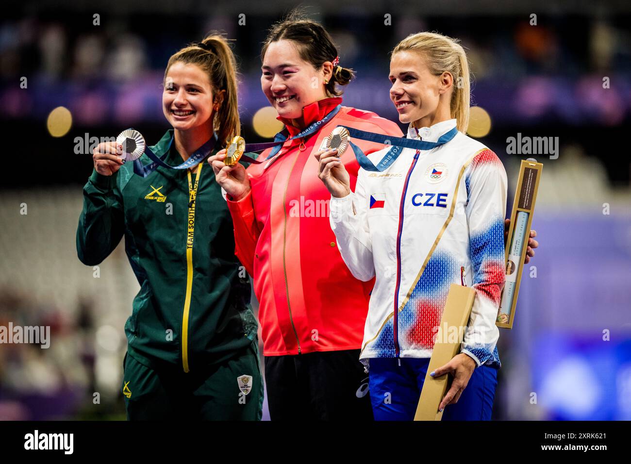 L-R The second placed Jo-Ane van Dyk (RSA), winner Haruka Kitaguchi (JPN) and the third placed ...
