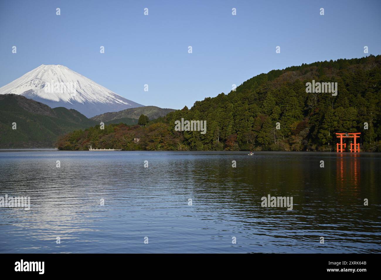 Landscape with scenic view of Hakone-jinja shrine red torii gate the ...