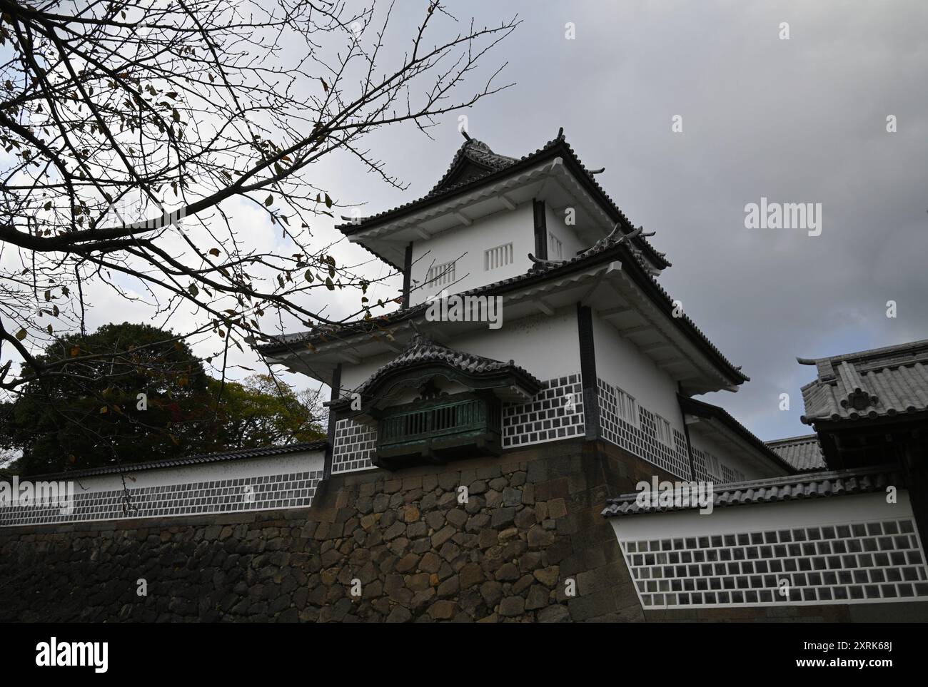 Landscape with scenic view of the Hashizume-mon Tsuzuki Yagura ...