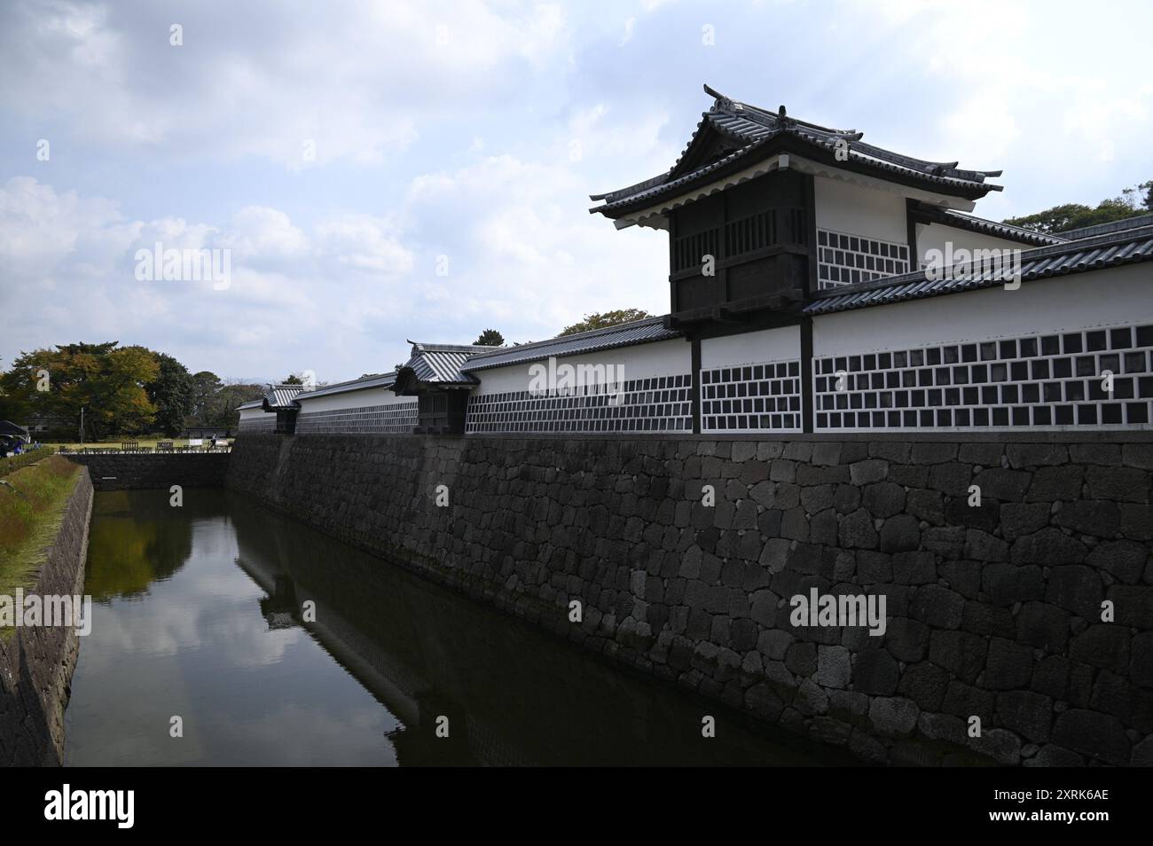 Landscape with scenic view of the Hashizume-mon Tsuzuki Yagura ...