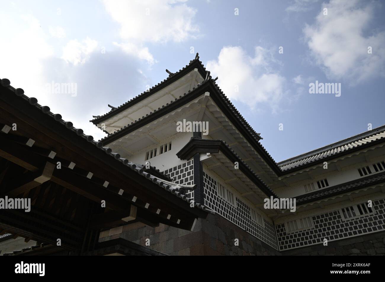 Landscape with scenic view of the Hashizume-mon Tsuzuki Yagura ...