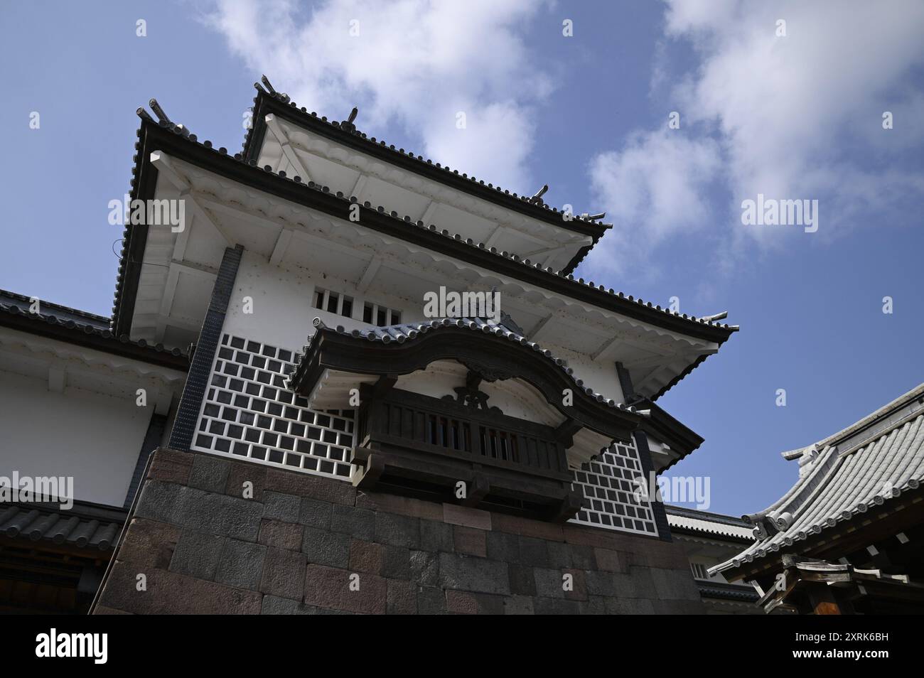 Landscape with scenic view of the Hashizume-mon Tsuzuki Yagura ...