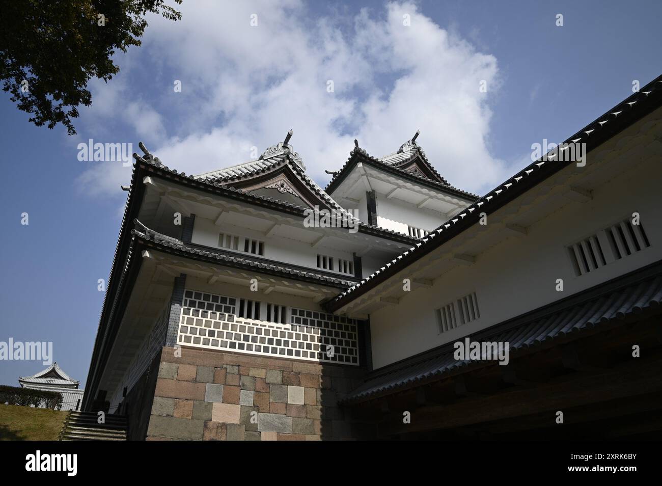 Landscape with scenic view of the Hashizume-mon Tsuzuki Yagura ...