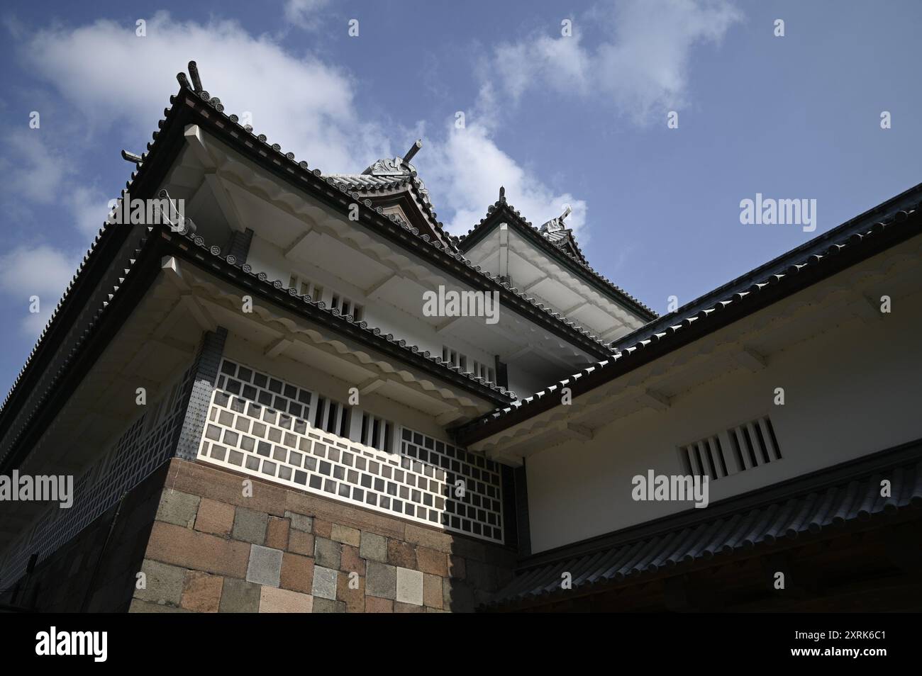 Landscape with scenic view of the Hashizume-mon Tsuzuki Yagura ...