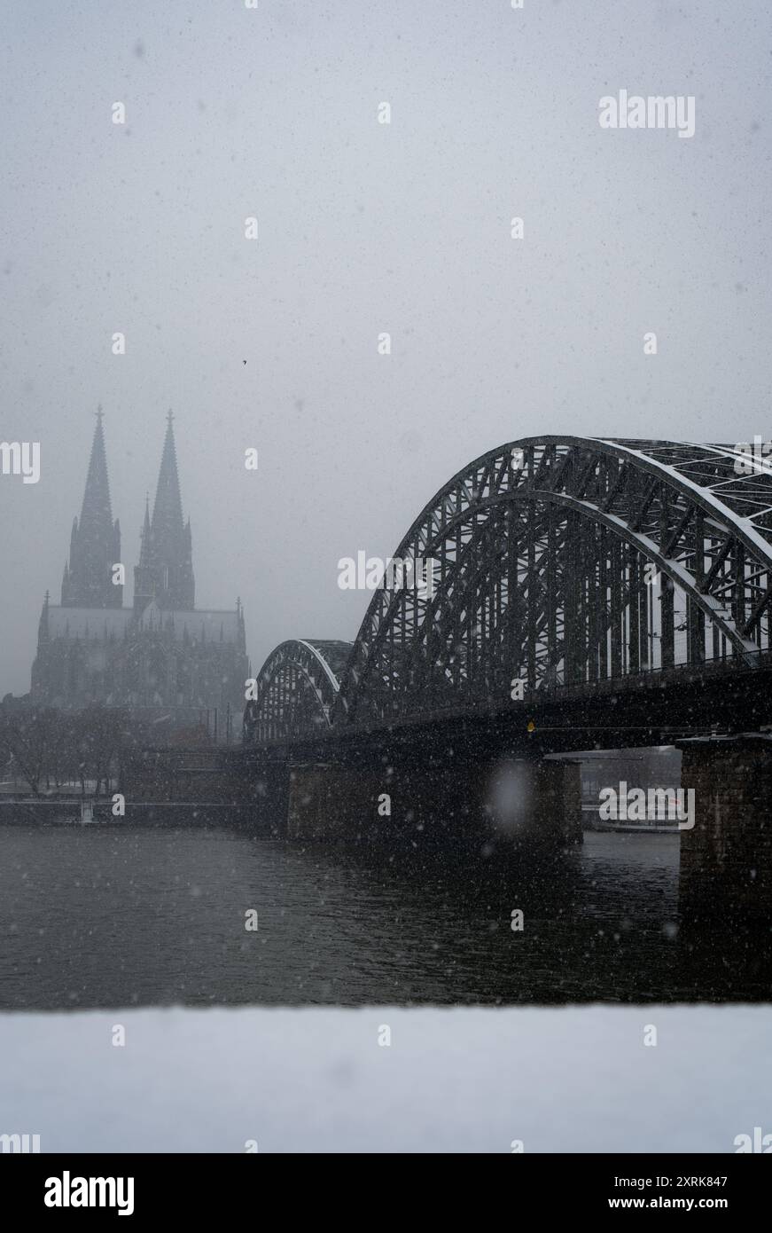 City of Cologne during a snowy day Stock Photo - Alamy