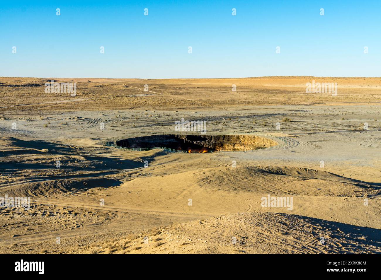 Derweze turkmenistan hi-res stock photography and images - Alamy