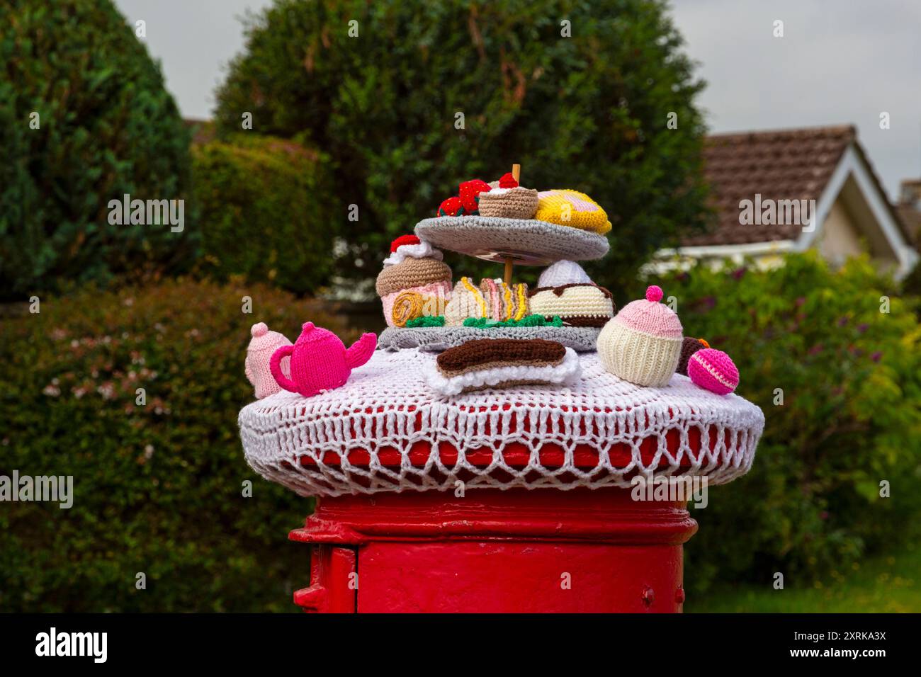 Poole, Dorset, UK. 11th August 2024. UK weather: warm with sunny ...