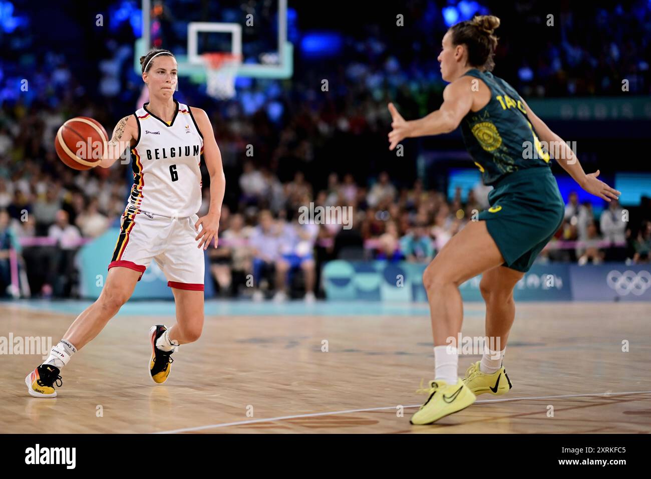 Paris, France. 11th Aug, 2024. Belgium's Antonia Delaere and Australia ...