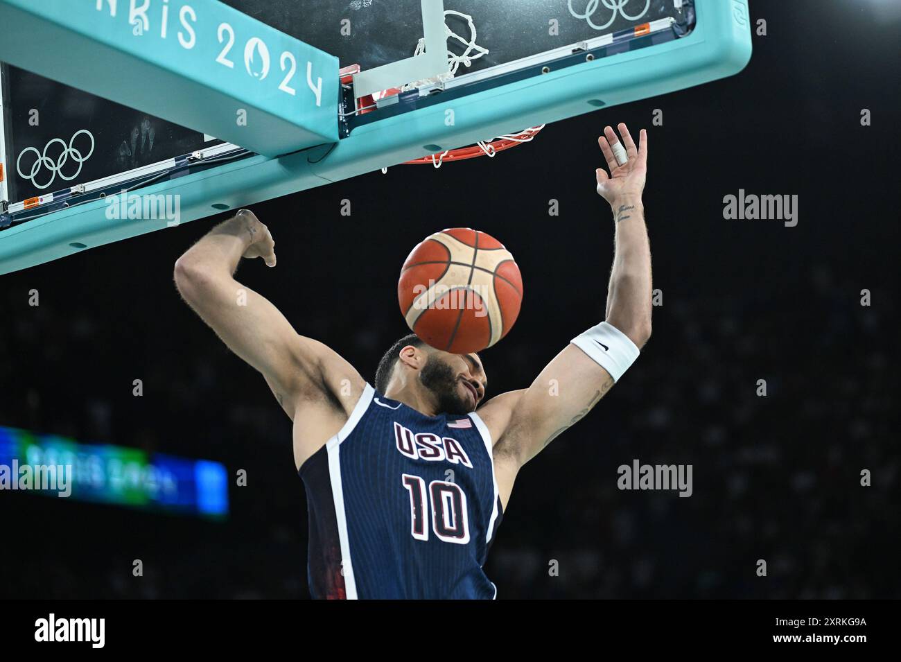 Paris, Fra. 10th Aug, 2024. Jayson Tatum of Team USA comes down from ...