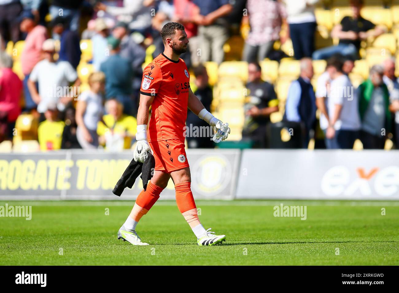 The Exercise Stadium, Harrogate, England - 10th August 2024 Grant Smith Goalkeeper of Bromley ...